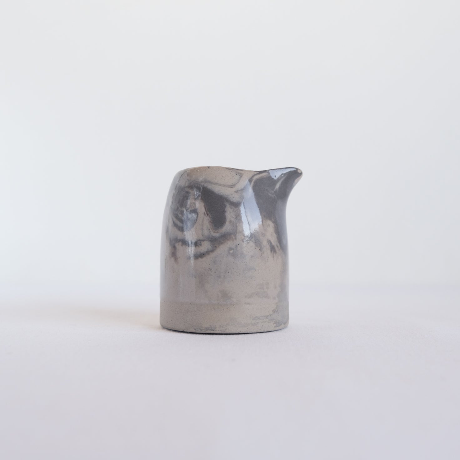Marbled Ceramics - Jupiter Small Hand Pourer in Gloss – Palinopsia